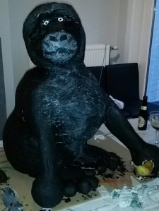 Gorilla Pinata – Geek stuff